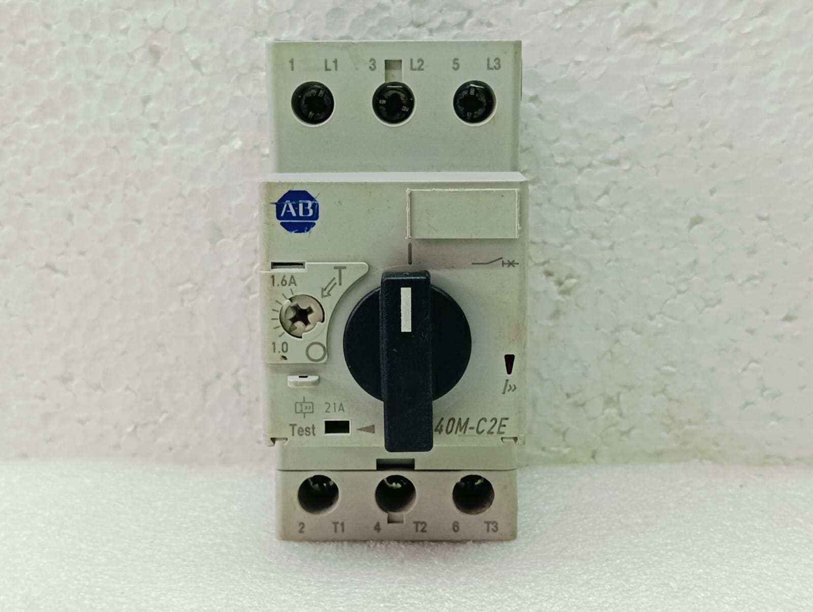 Allen-Bradley 140m-C2e-B16 Motor Protector Circuit Breaker - Al Habib ...