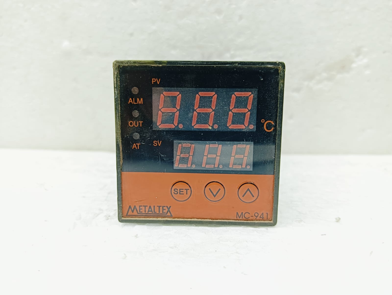 Metaltex Mc-941 Temperature Controller - Al Habib Marine
