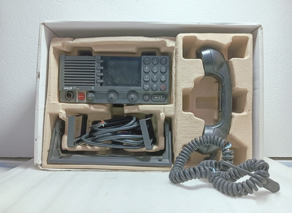 Thrane & Thrane SAILOR 6222 VHF DSC Gmdss Class A Marine Radio Set - Al ...